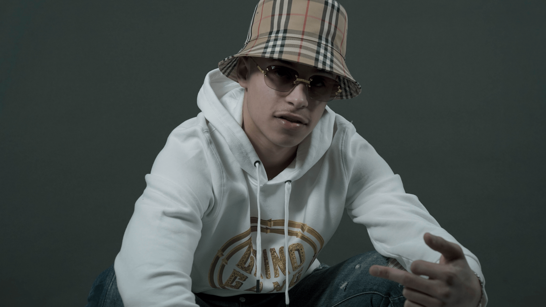 Adaam släpper musikvideon till A.D.A.A.M - Dopest