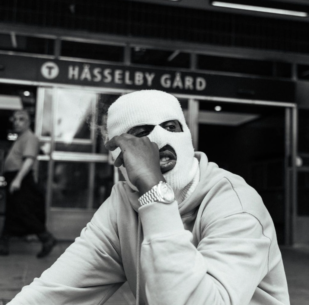 1.Cuz ringer upp 01an på "TRAUMA PARANOIA" - Dopest