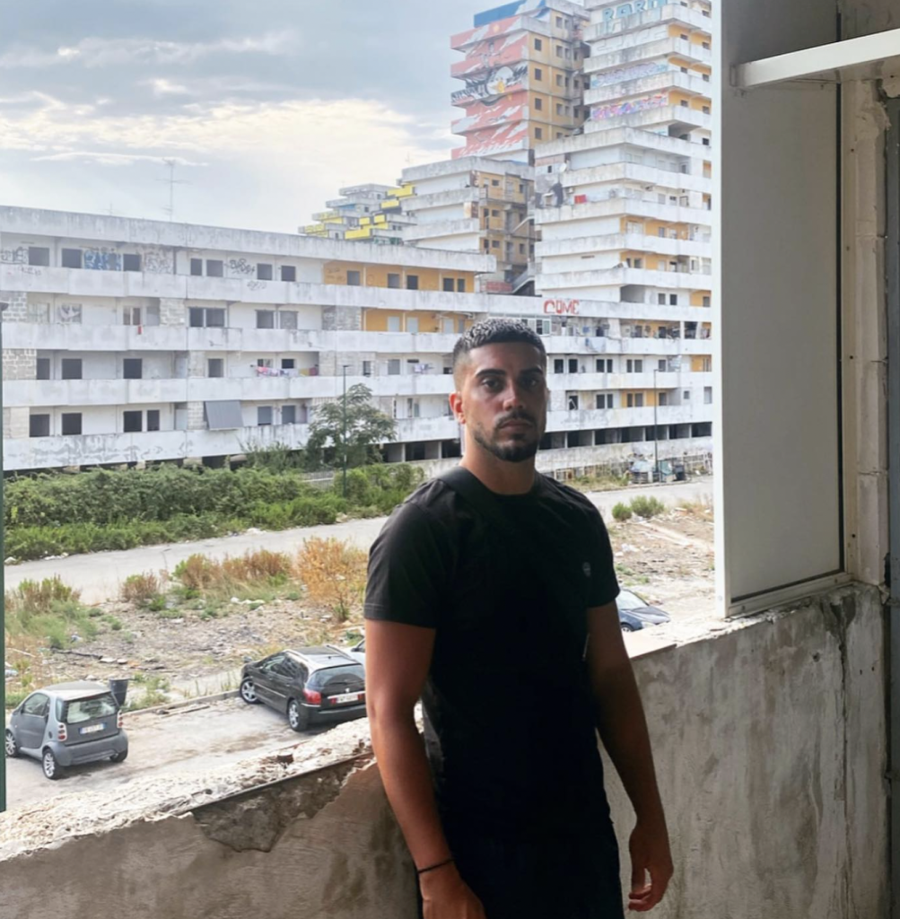 Desos ambitiösa debutår fortsätter med "Lakan" - Dopest