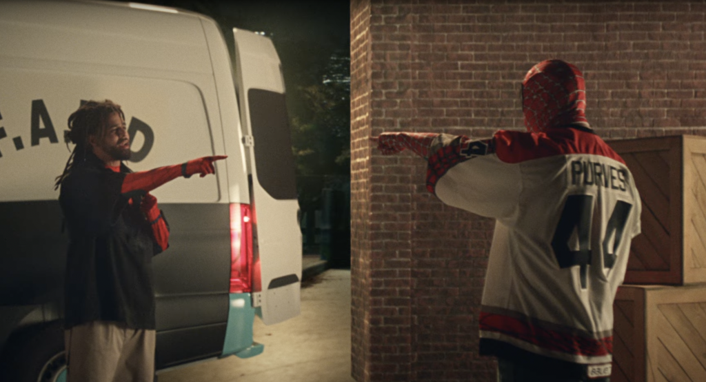 Här är alla referenser i Drake & J.Coles nya musikvideo - Dopest