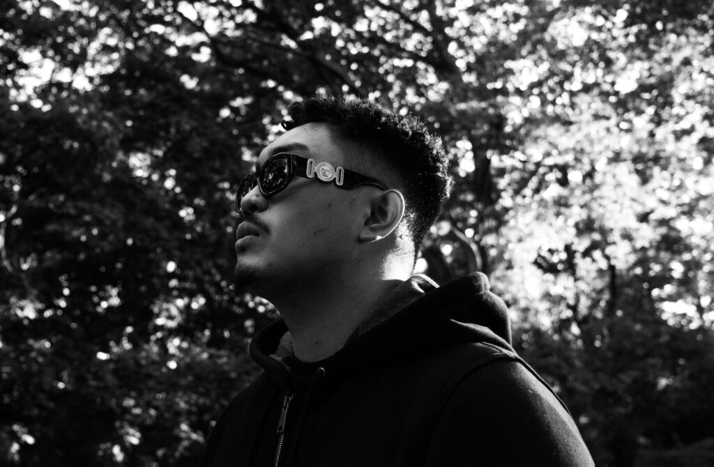 Tado linkar upp med Nordik Beatz på "Kroppskontakt" - Dopest