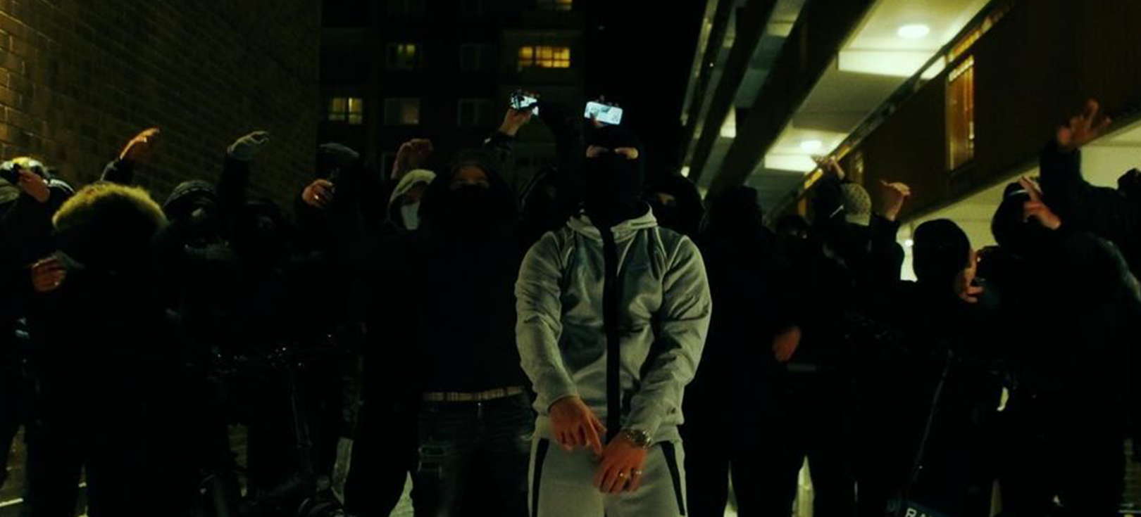 2M fortsätter utveckla på sitt sound med "TIGHT" - Dopest