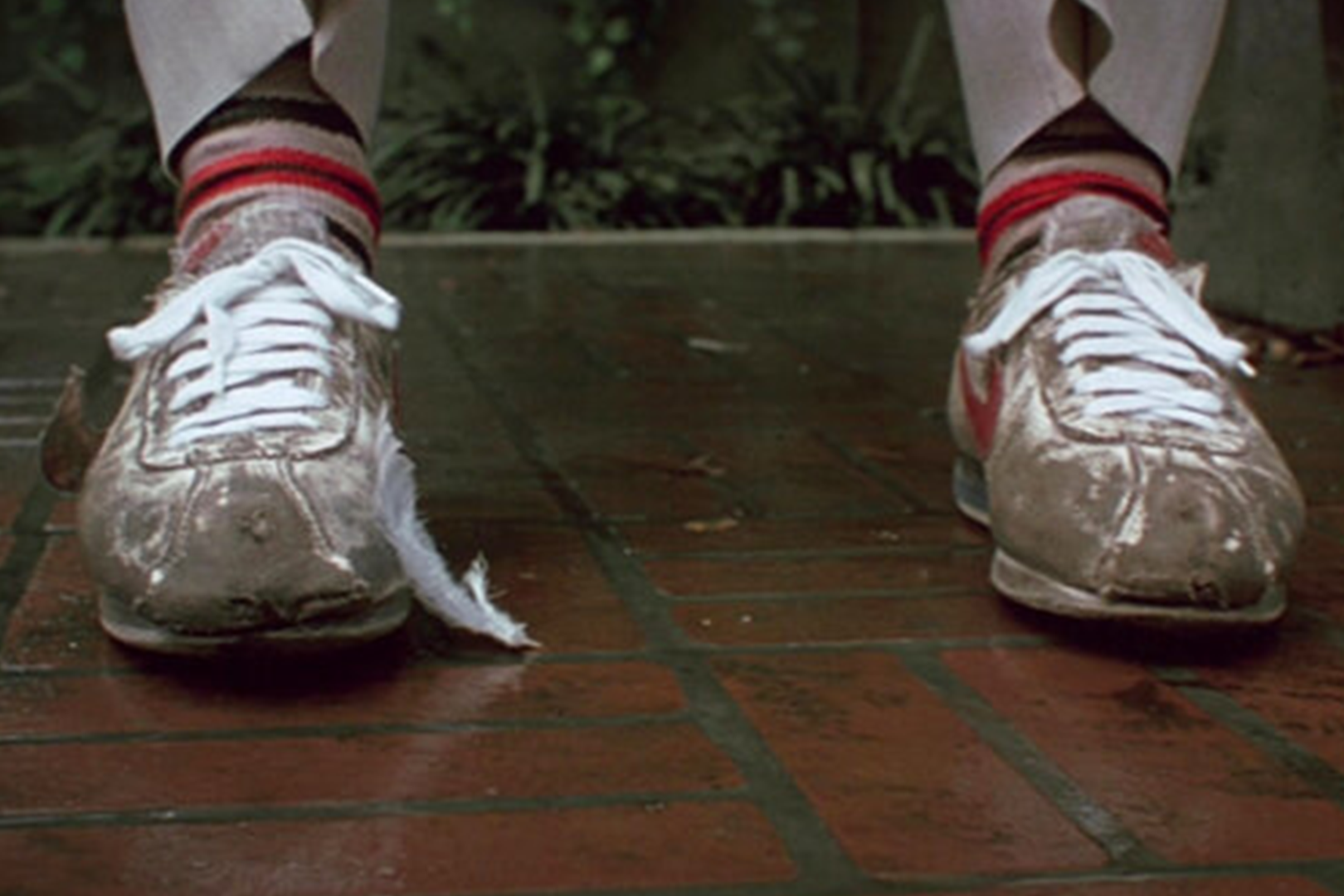 Forrest Gumps Nike Cortez sålda för storbelopp - Dopest