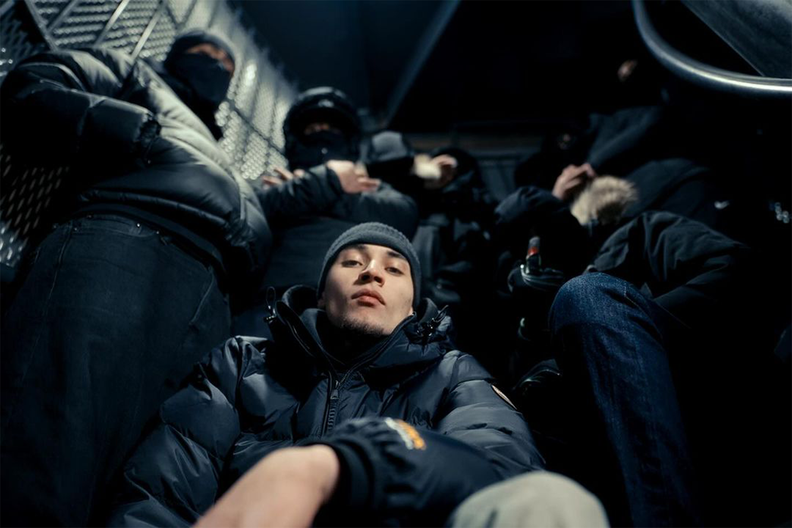 Sarettii linkar upp med NEZS på "DUKTIG TJEJ" - Dopest