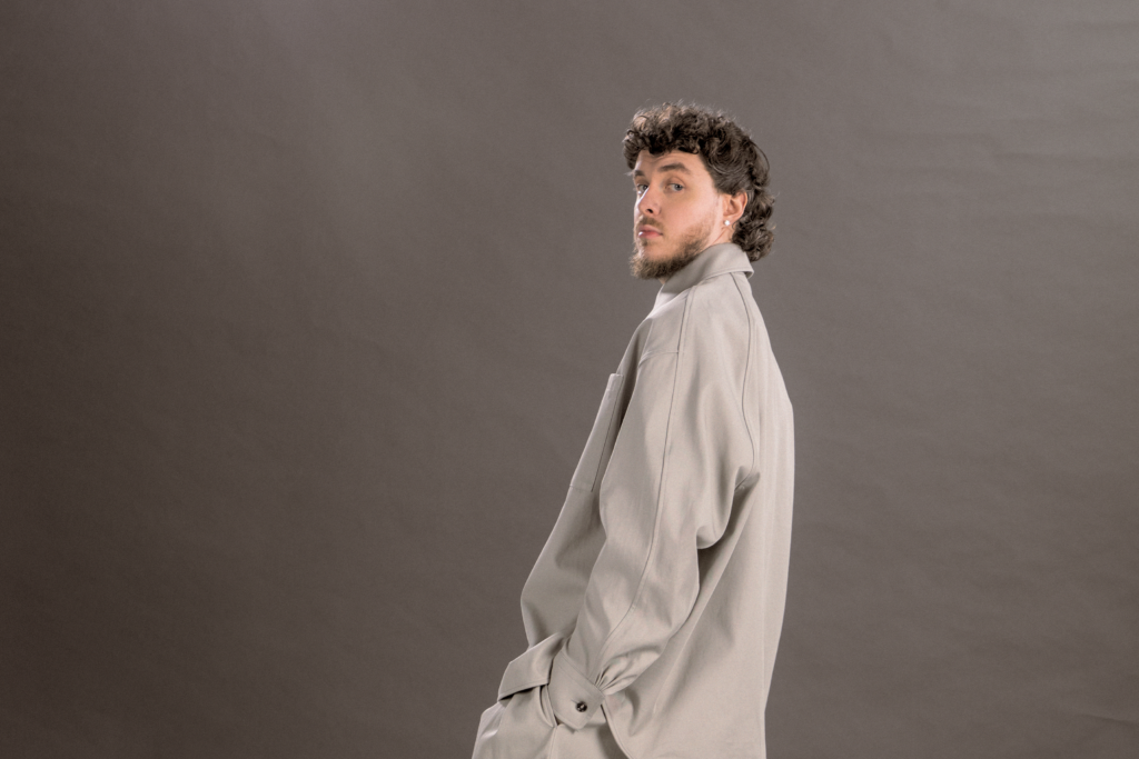 Jack Harlow gör comeback med "Hello Miss Johnson" - Dopest