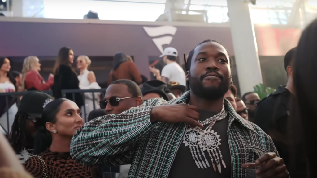 Meek Mill bryter ihop över Diddy-anklagelserna – rantar på X - Dopest