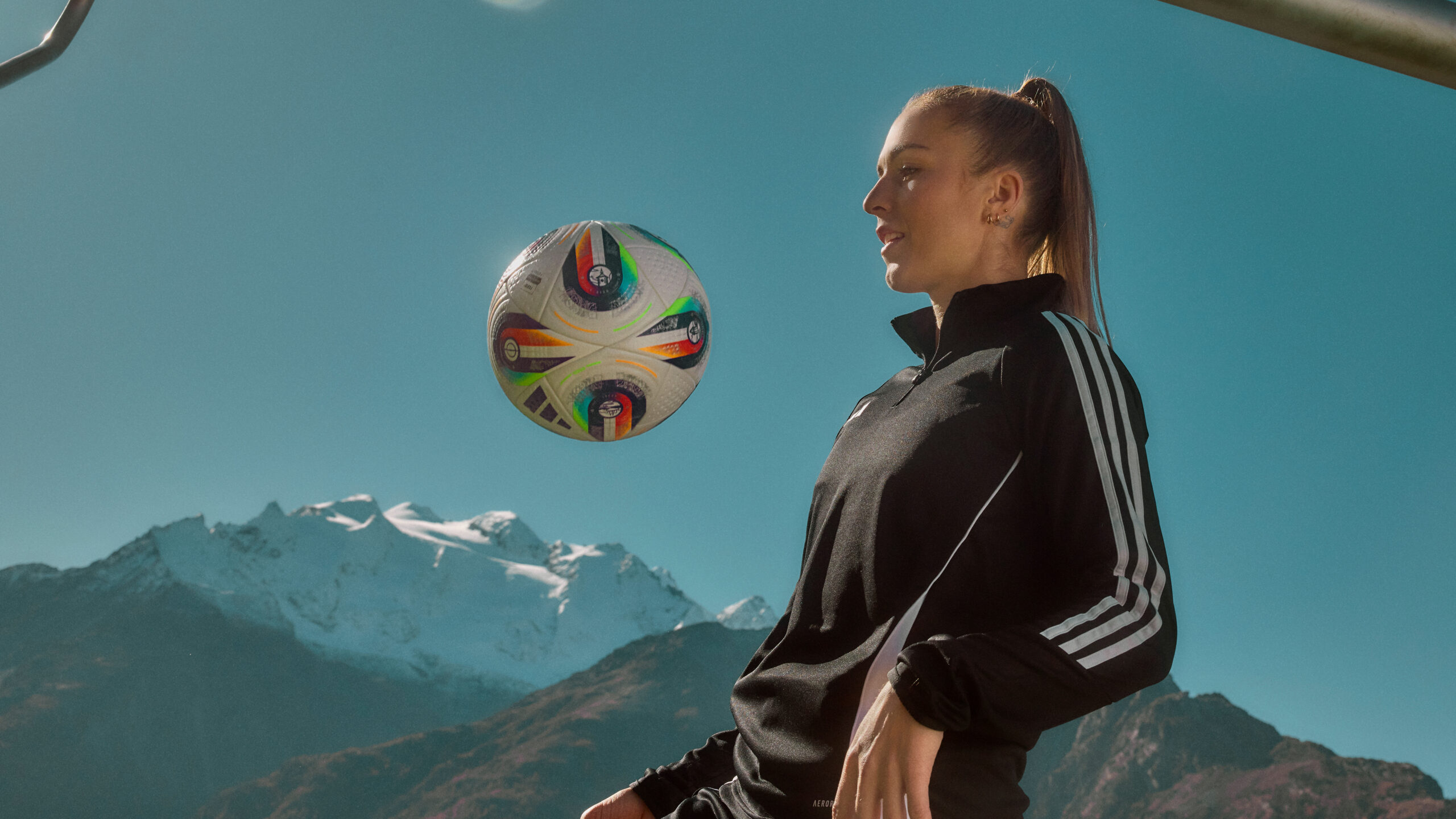 adidas släpper den officiella bollen för EM 2025 - Dopest