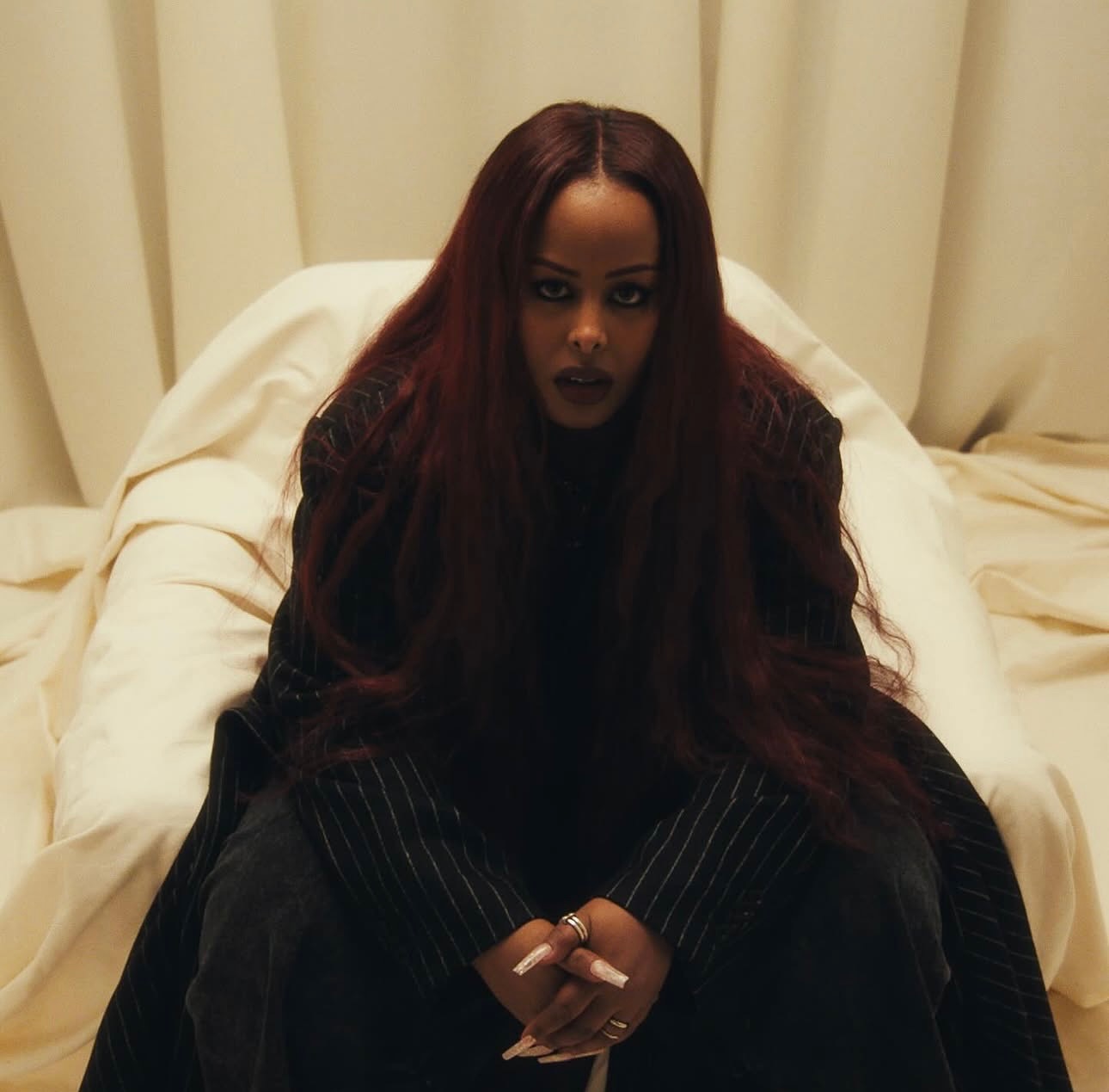 Cherrie släpper "PAUS" – en känslomässig och stark comeback - Dopest